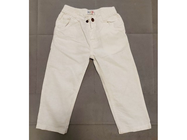 Blistavo bele pantalone Petits za dve godine