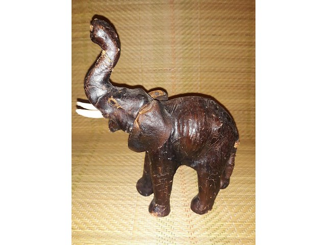 Vintage Slon Napravljen od Koze