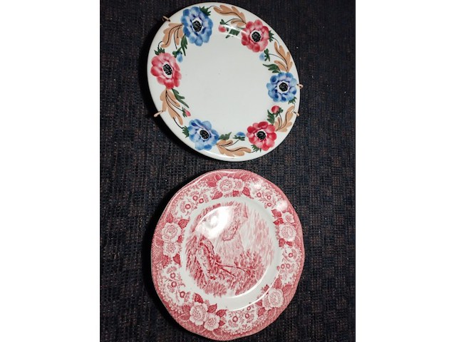 Dva porcelanska tanjira ukrasna