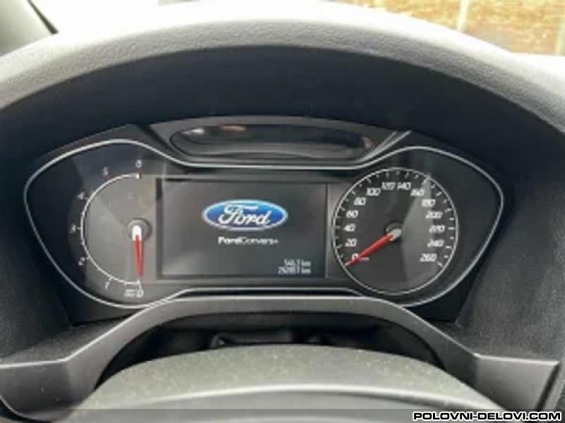 Ford S-Max Enterijer