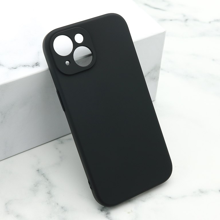 Futrola Soft Silicone za iPhone 15 (6.1) crna