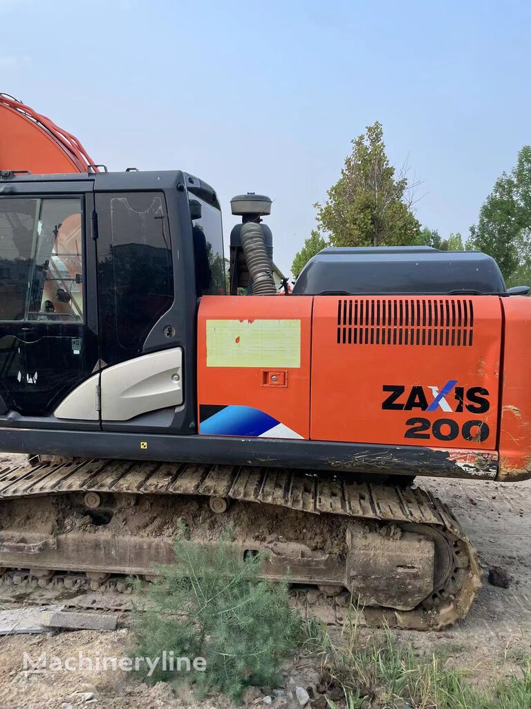 Hitachi ZX200-5A bager guseničar