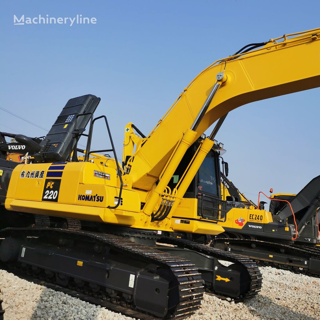 Komatsu PC220-8M0 bager guseničar