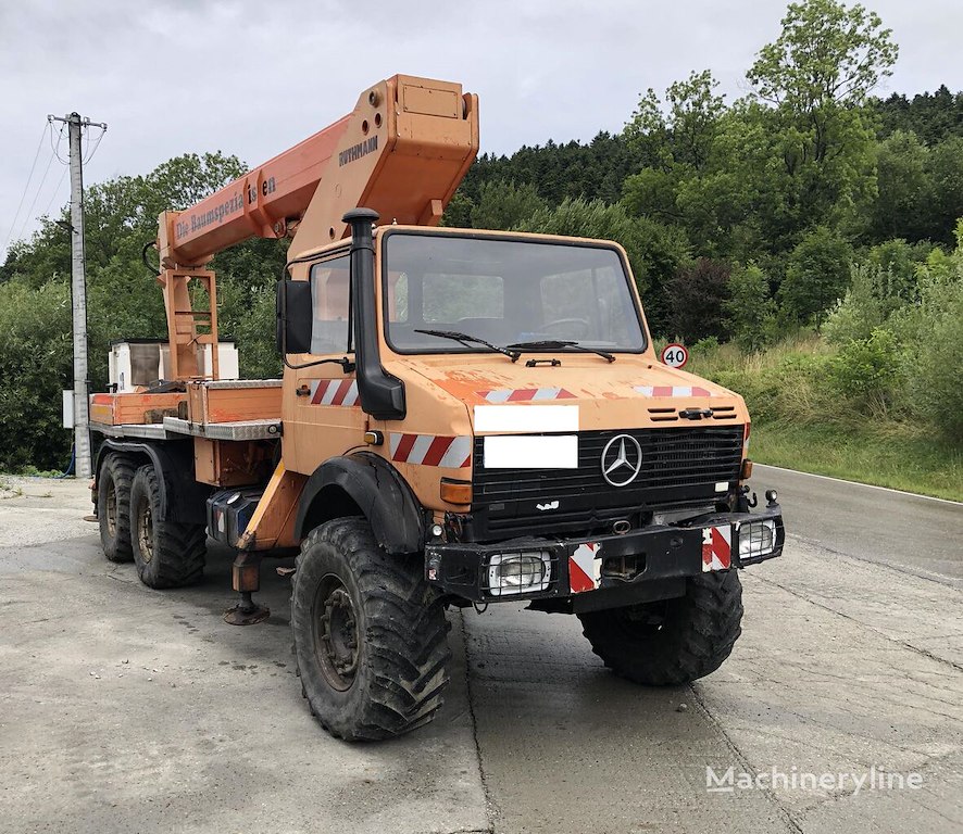 Mercedes-Benz UNIMOG U2450 6X6 auto dizalica s korpom