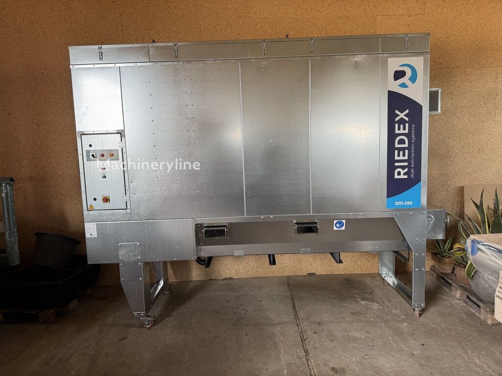 Riedex DM 250 M-B industrijski sakupljač prašine