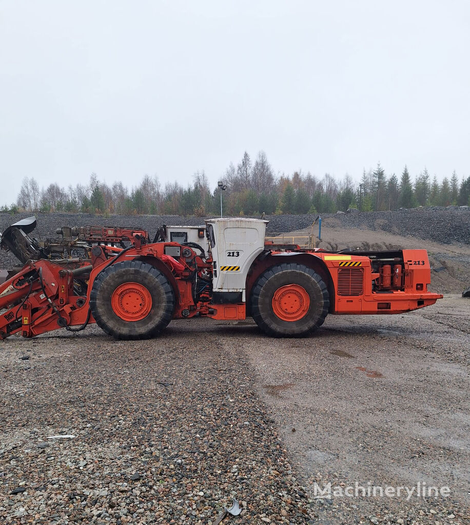 Sandvik LH517 podzemni rudarski utovarivač