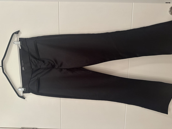 Zara pantalone