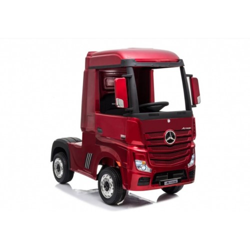 Kamion Mercedes ACTROS Crveni