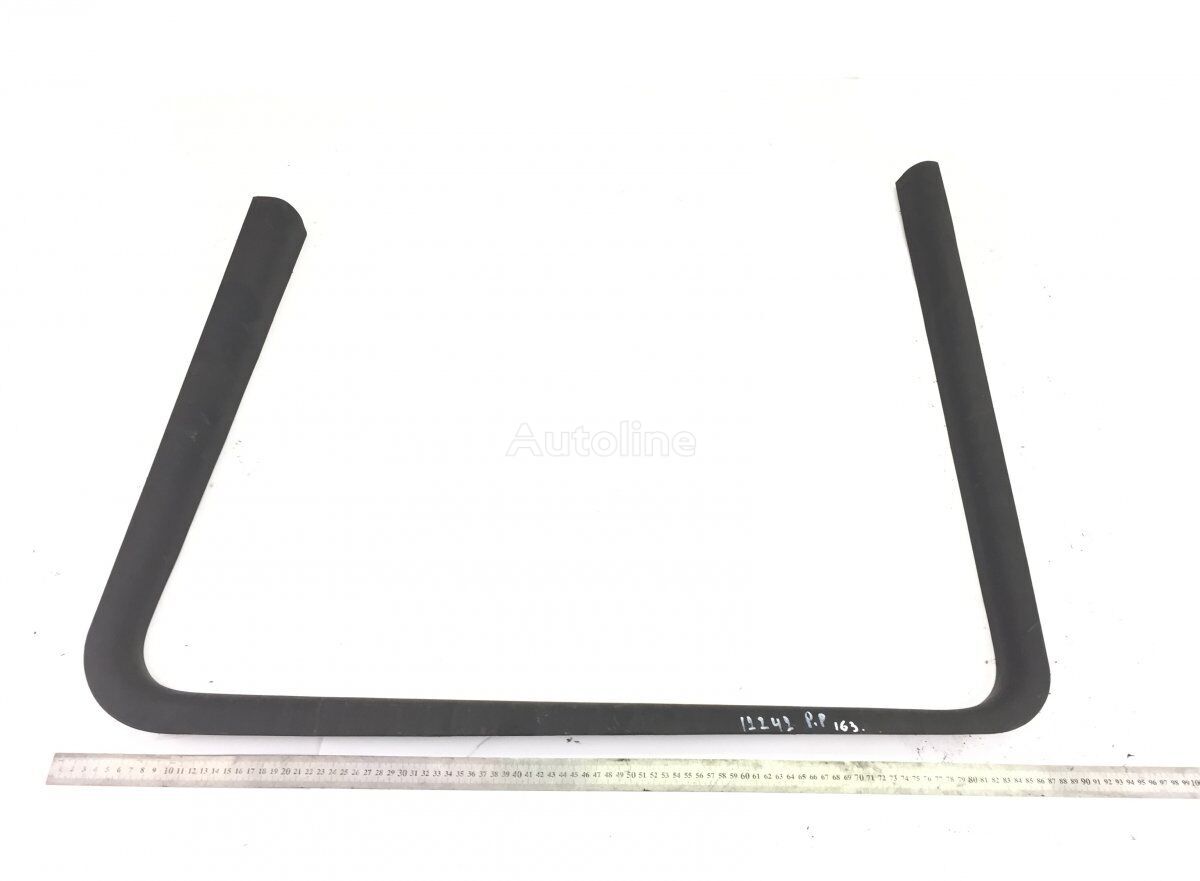 Door Window Guide Rail Cover Scania 4-series 94 (01.95-12.04) 1740285 za Scania 4-series (1995-2006) tegljača