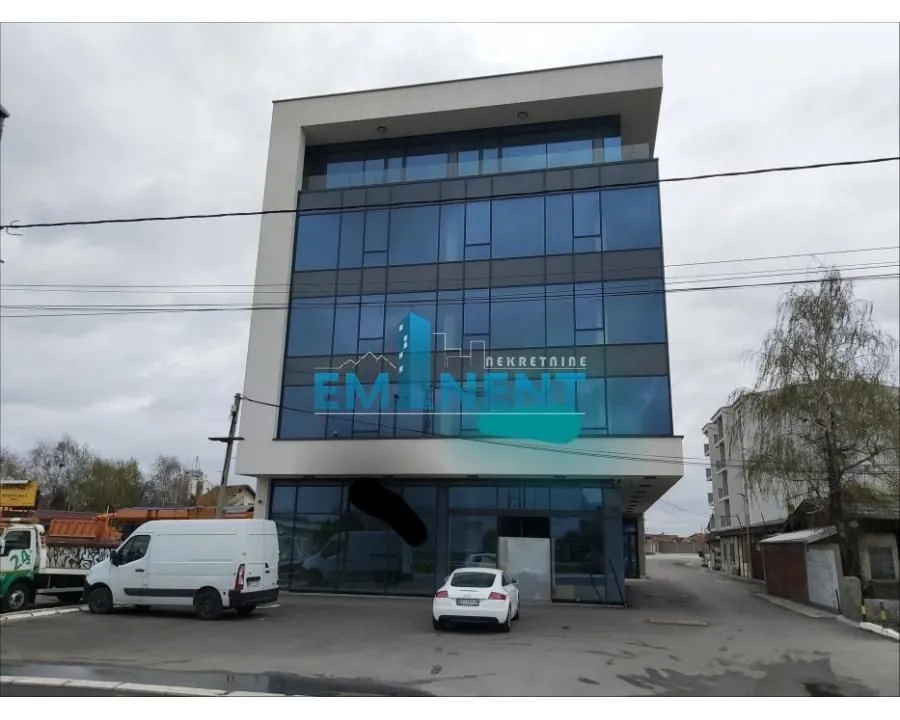 Izdavanje, poslovni prostor, 1500m2, Zemun Gornji Grad, Zemun, Beograd