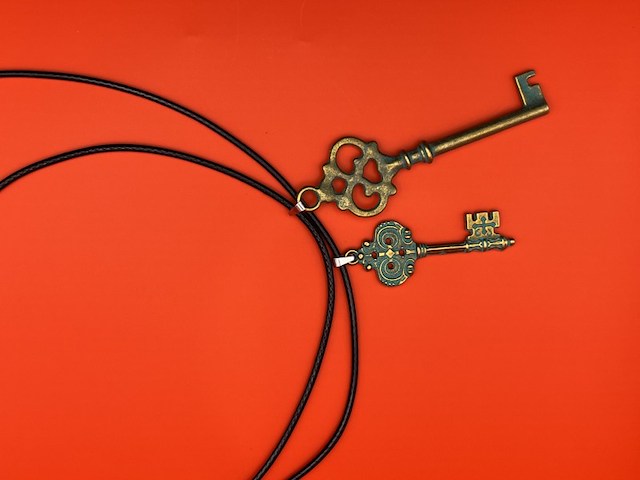Ogrlica sa ključem