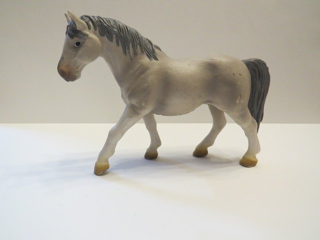 SCHLEICH Konj