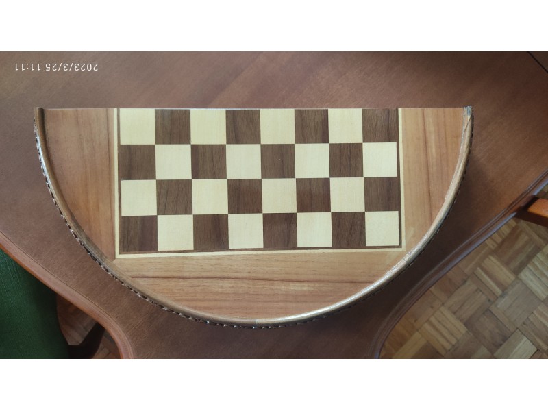 Drvena šahovska tabla duborez Novo retro vrh Sniženo
