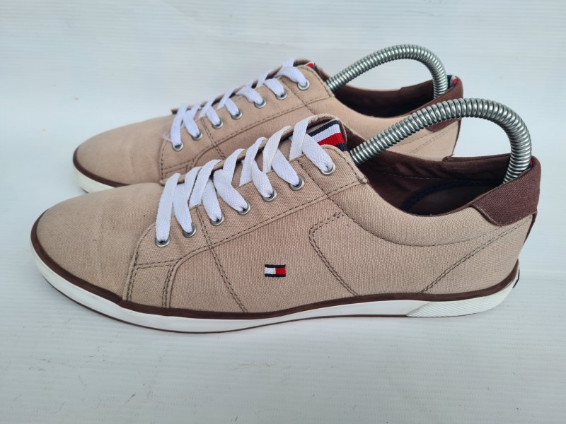 Original TOMMY HILFIGER patike 7/41/27 kao NOVE UNISEX