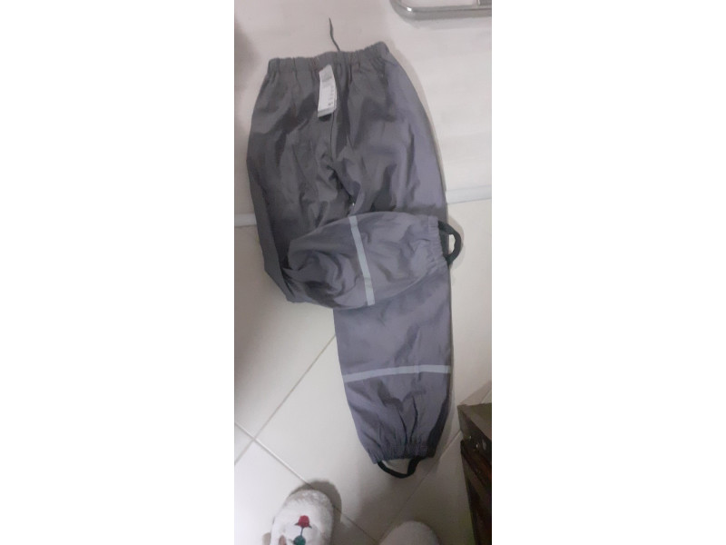 # 19 NOVO X- MAIL pantalone za planinarenje vel 146/152