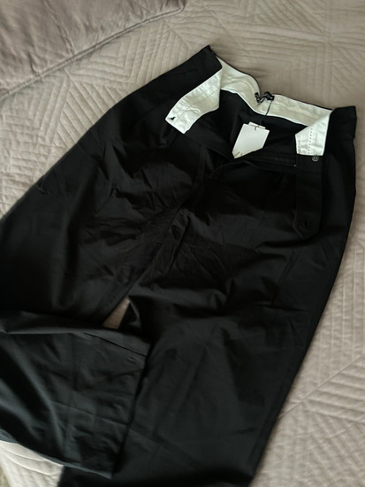 Zara pantalone