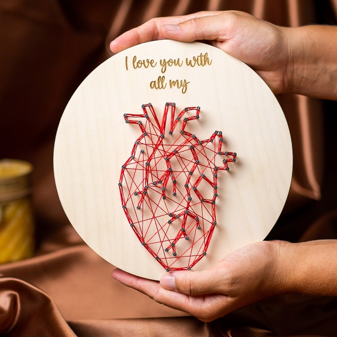 String art Anatomsko srce, jedinstven poklon