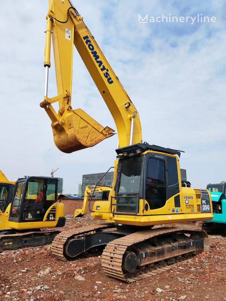 Komatsu PC200 bager guseničar