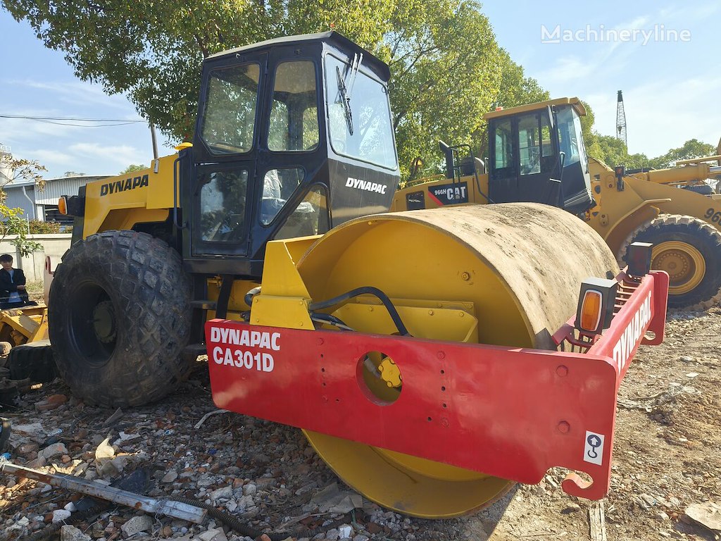 Dynapac used CA301 ROAD ROLLER valjak za asfalt