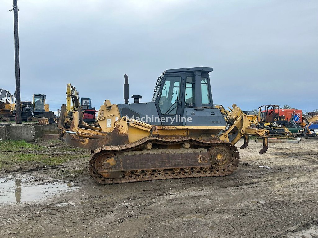 Komatsu D61EX - 12 buldožer