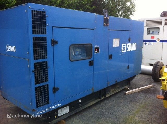 Izdajem SDMO V375 diesel generator