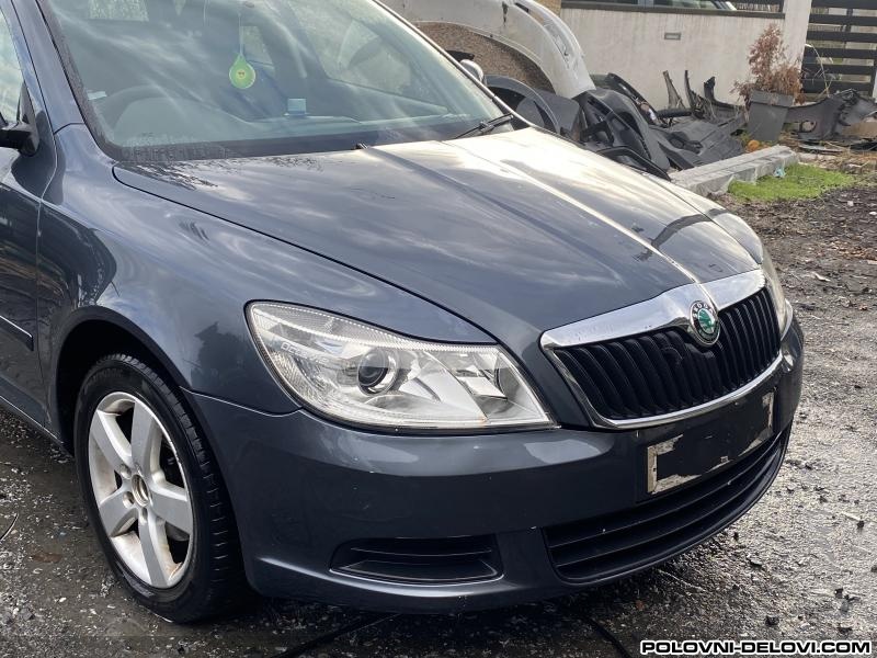 Skoda Octavia PREDNJI BRANIK Karoserija