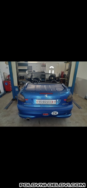 Peugeot 206 CC 2.0 Kompletan Auto U Delovima