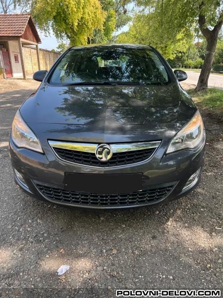 Opel Astra Prednji Branik Karoserija