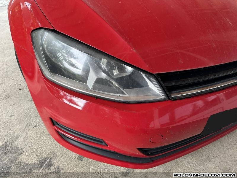 Volkswagen Golf 7 Desni Far Svetla I Signalizacija