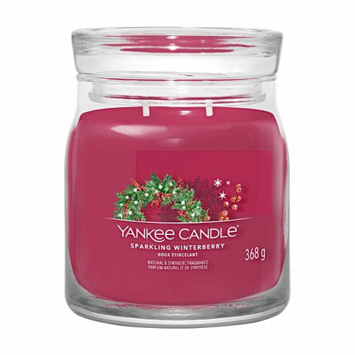 Sparkling Winterberry Signature mirisna sveća - srednja tegla (jabuka, nar, balzam, kedar...)