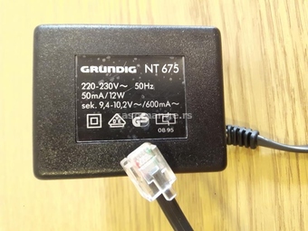 Adapter ispravljač punjač - naizmenični AC-AC 9V~0,6A