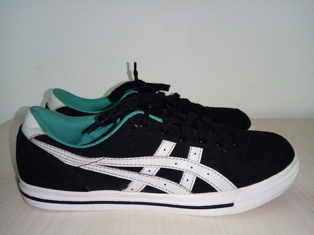 Asics Tiger muske patike broj 40,5