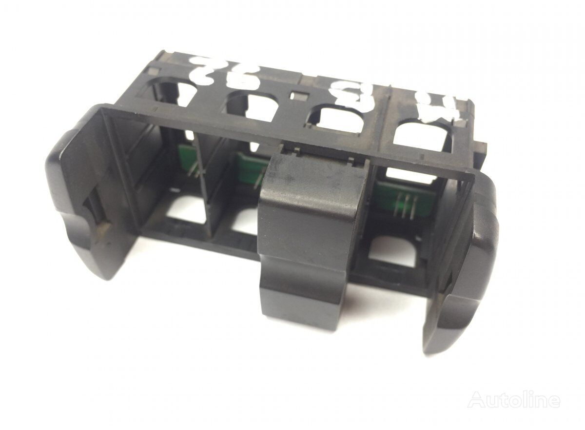Dashboard Switch Panel Frame Mercedes-Benz Actros MP2/MP3 1841 (01.02-) A9435400146 za Mercedes-Benz Actros, Axor MP1, MP2, MP3 (1996-2014) tegljača