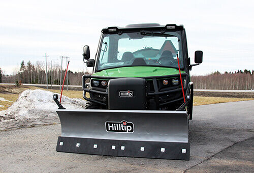 Novi Hilltip SnowStriker™ 1650-2600 straight blade snow plows for UTVs raonik za sneg