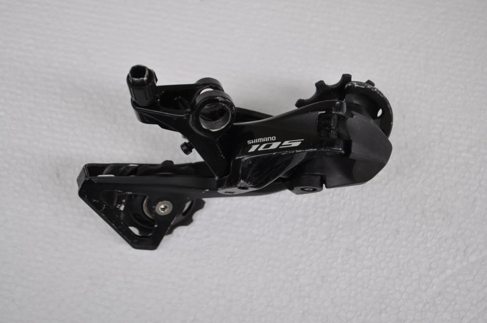 Shimano 105 R7000 originalni zadnji menjac 11 brz