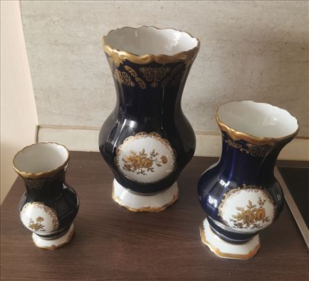 Set od 3 kobalt vaze od porcelana
