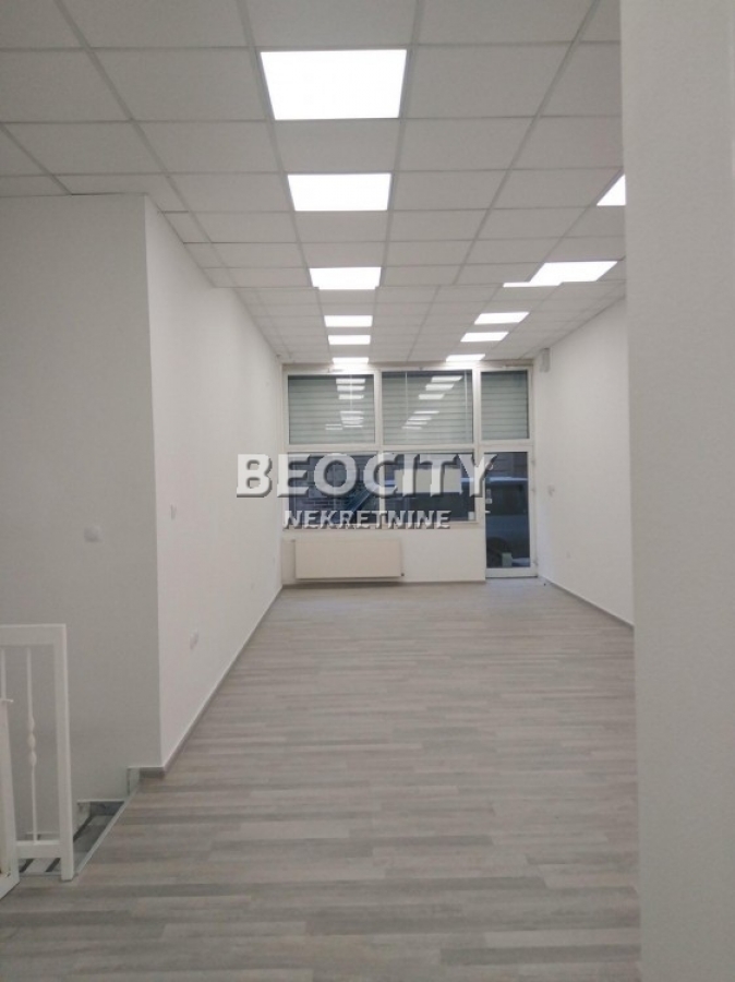 Novi Sad, Centar, Železnička, 1. 0, 120m2, 1400EUR