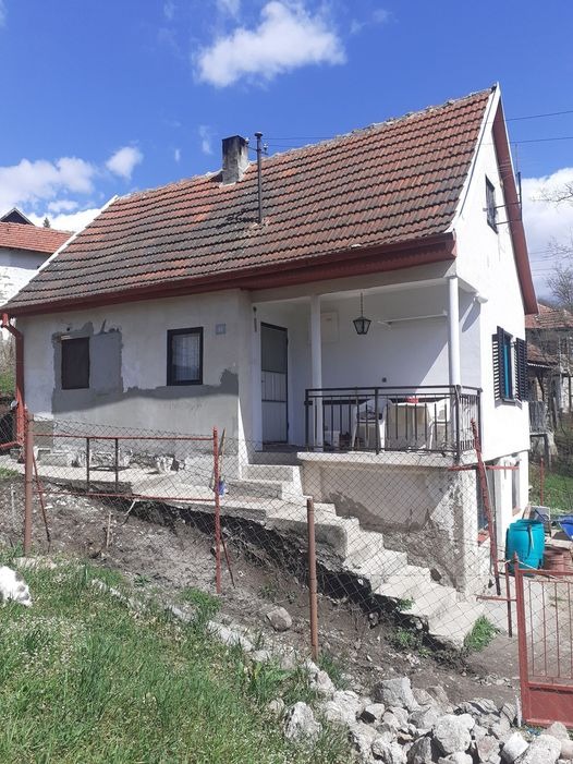 Prolom banja 18000 e . 0605176263