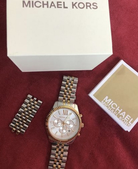 Michael Kors Sat