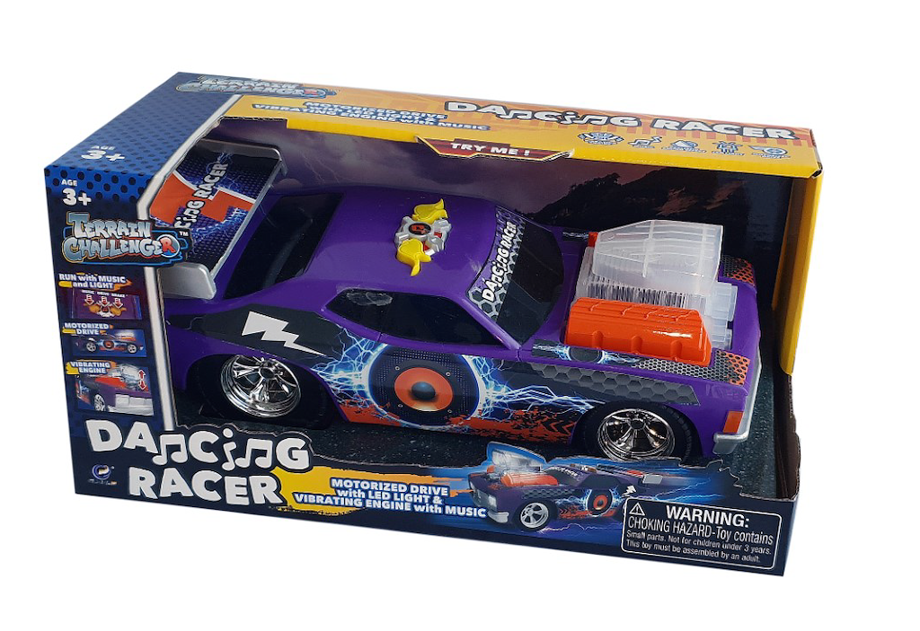 Igrajuci trkac automobil