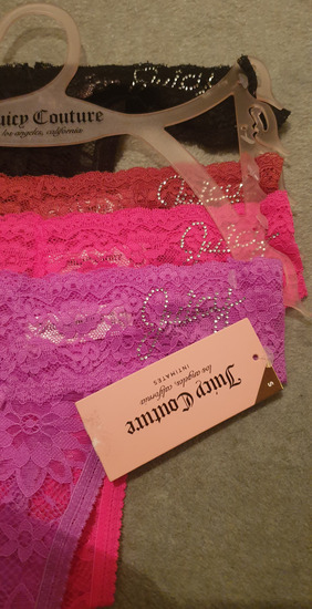 JUICY COUTURE original veš čipka 4 kom novo