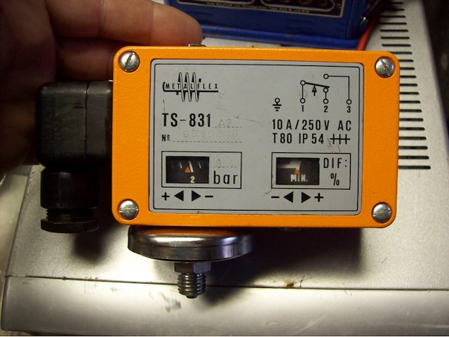 metalflex TS-831 Tlačna sklopka - novo