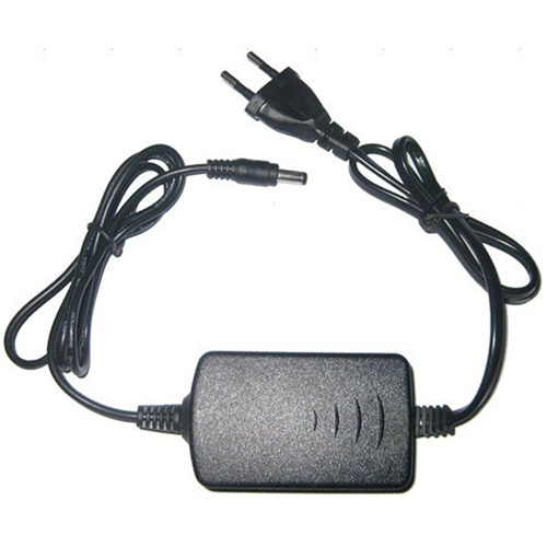 AC/DC adapter 12V - 2A / 100-240V, 50/60Hz (može napajati ALIX / APU ploče)