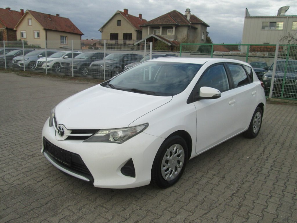 2013 Toyota Auris 1.4 D4-D