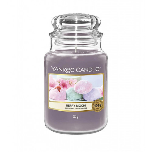 Berry Mochi - Yankee Candle mirisna sveća L (vanila, voćni miris, šećer...)