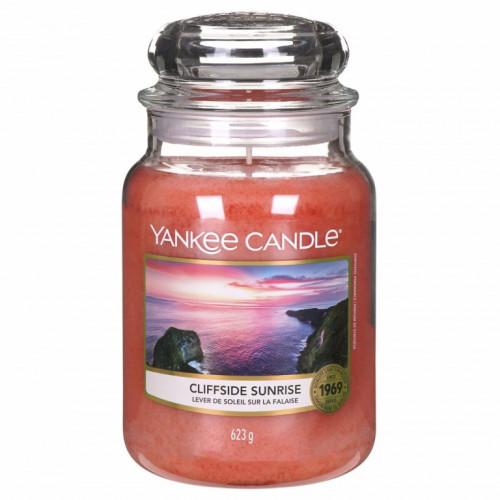 Cliffside Sunrise - Yankee Canle mirisna sveća L (nektarine, jagoda, hibiskus)
