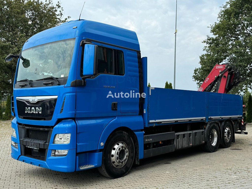 MAN TGX 26.440 6x2 EURO6 SKRZYNIA Z HDS FASSI kamion s ravnom platformom