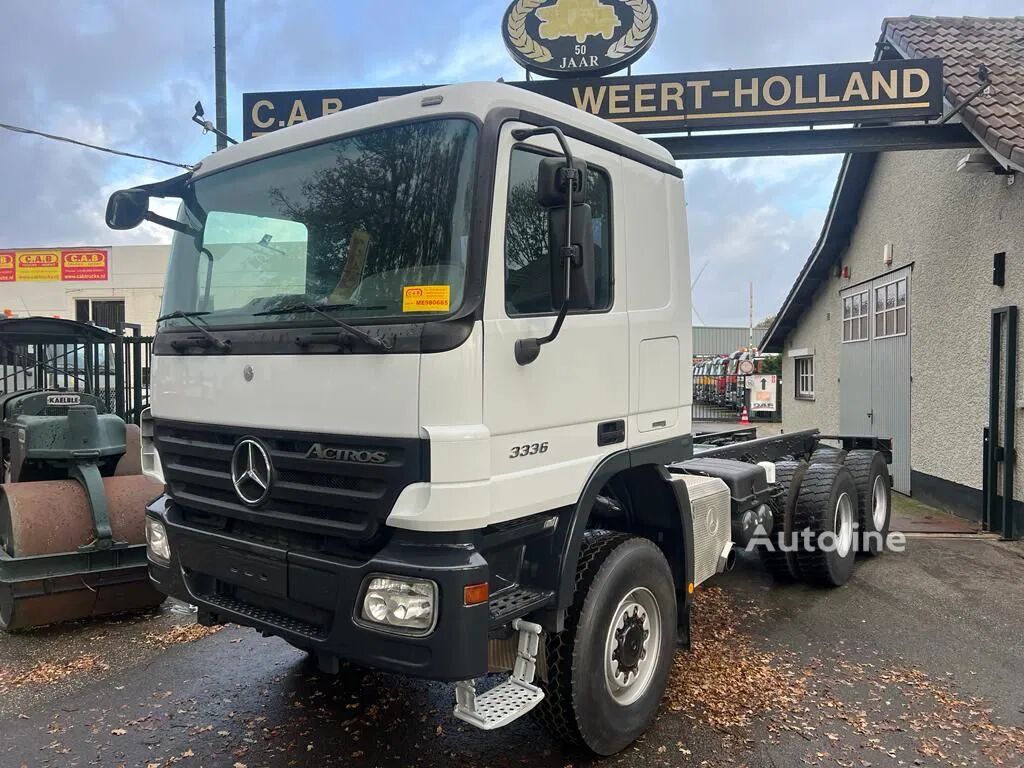 Mercedes-Benz Actros 3336 6x6 STEEL SPRINGS BIG CAB 3 PEDALS kamion šasija