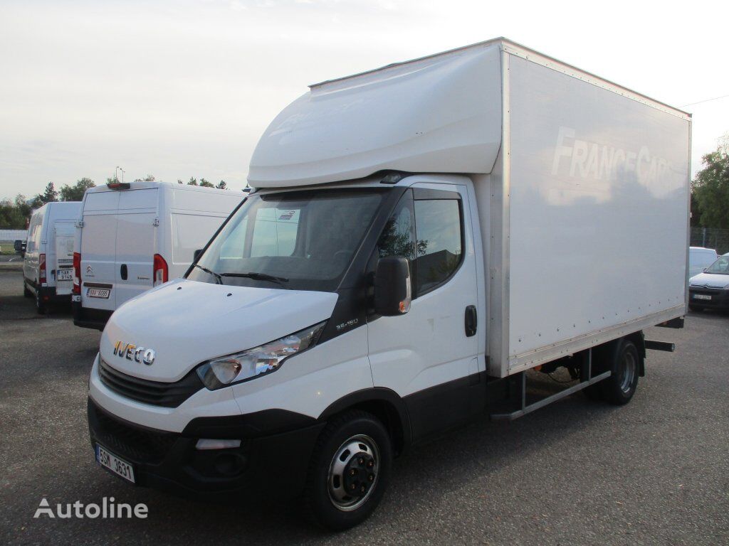 IVECO Daily 35C16, 8 palet, hydraulické čelo kamion furgon < 3.5t