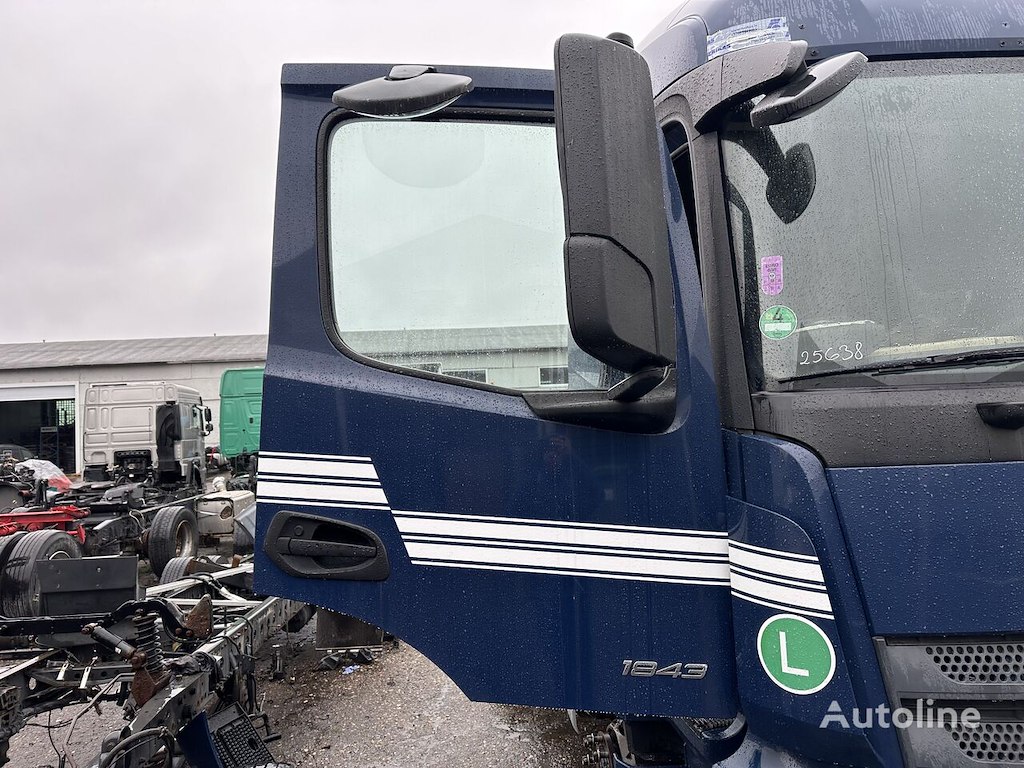 Right side low-roof cab doors vrata za Mercedes-Benz Actros tegljača